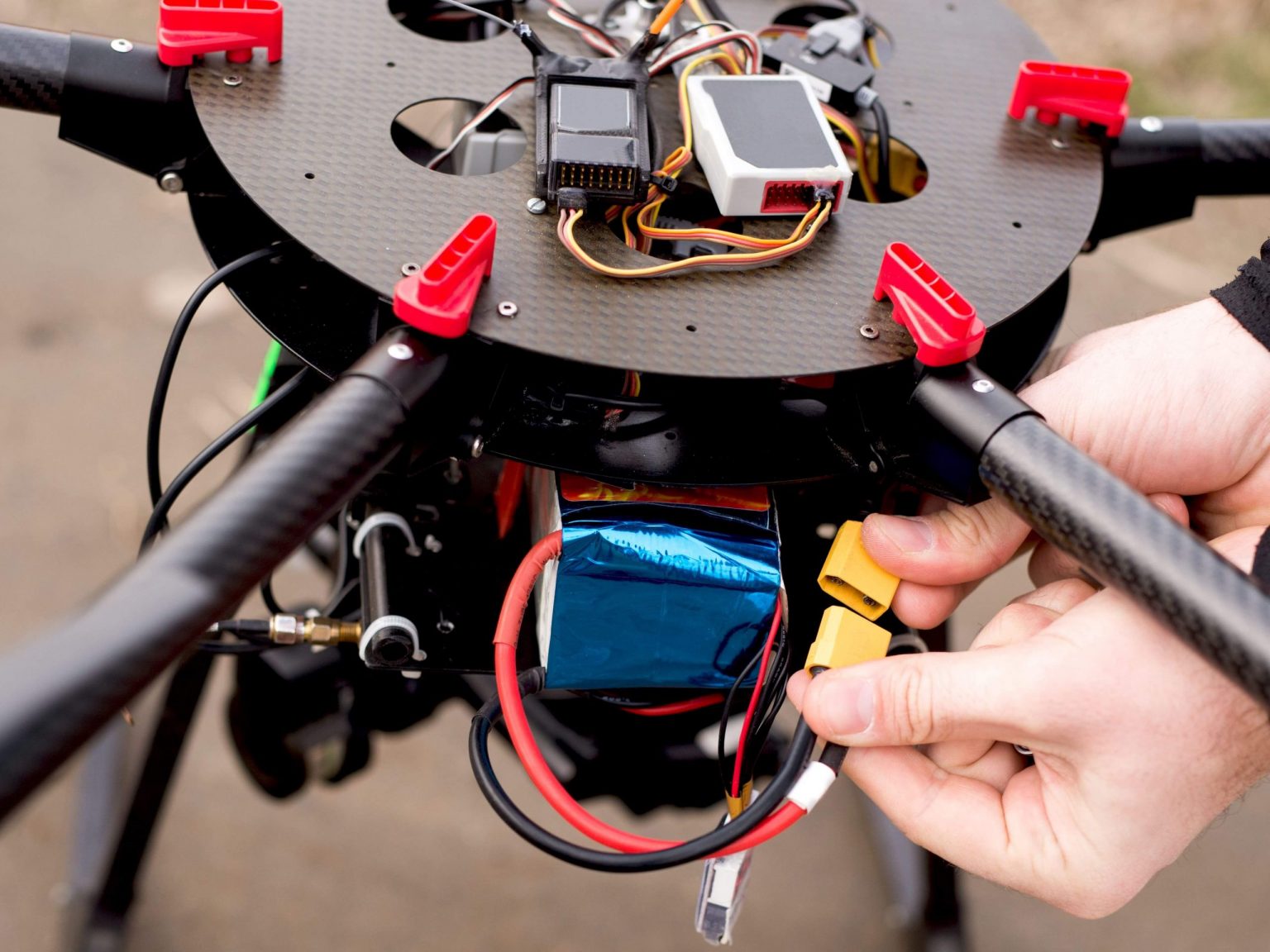 How Long Does a Drone Battery Last? | FlyThatDrone